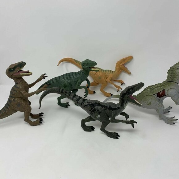 Hasbro | Toys | Jurassic World Blue Charlie Echo Delta Target Exclusive ...